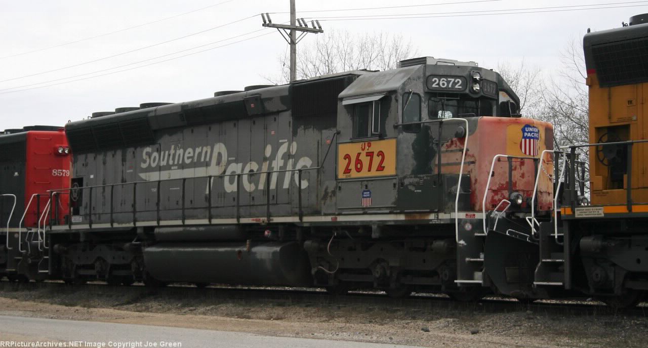 UP 2672
